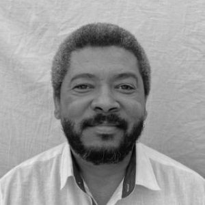 Dr Oscar van Heerden – Kelello